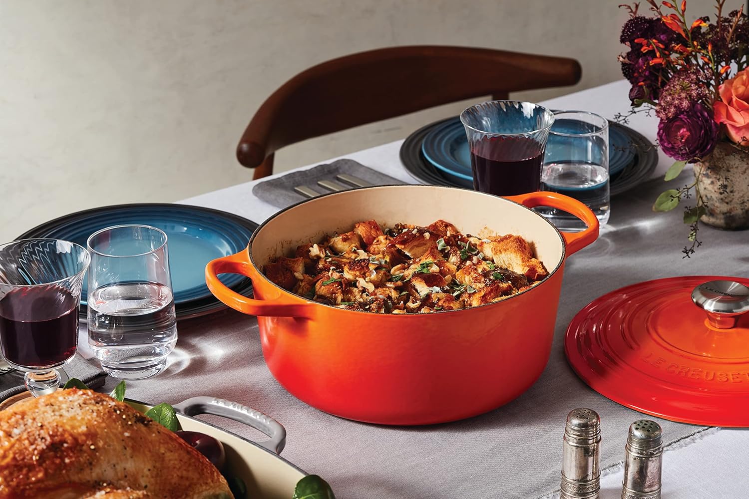 This £415 30cm Le Creuset casserole dish is now just £216 in a crazy ...