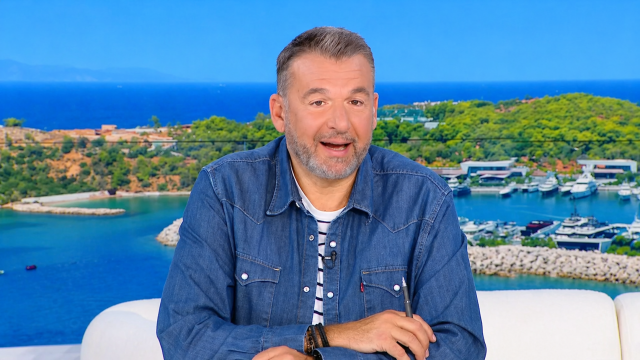 Γιώργος Λιάγκας: "Μου την έπεσε ο καθηγητής μου στα ιδιαίτερα - Τον ...
