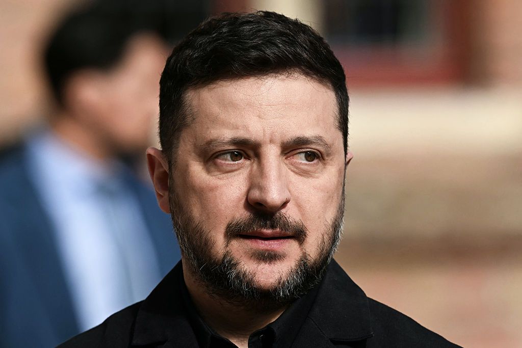 Ukraine proposes long-term ceasefire after Putin floats 'Victory Day ...