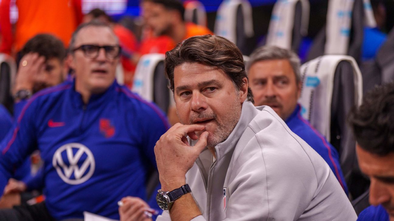 Mauricio Pochettino: Tottenham downfall 'really sad'