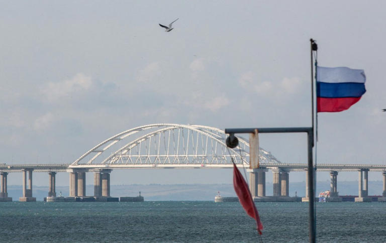 Ukraine navy hits Russian boats guarding Crimea bridge