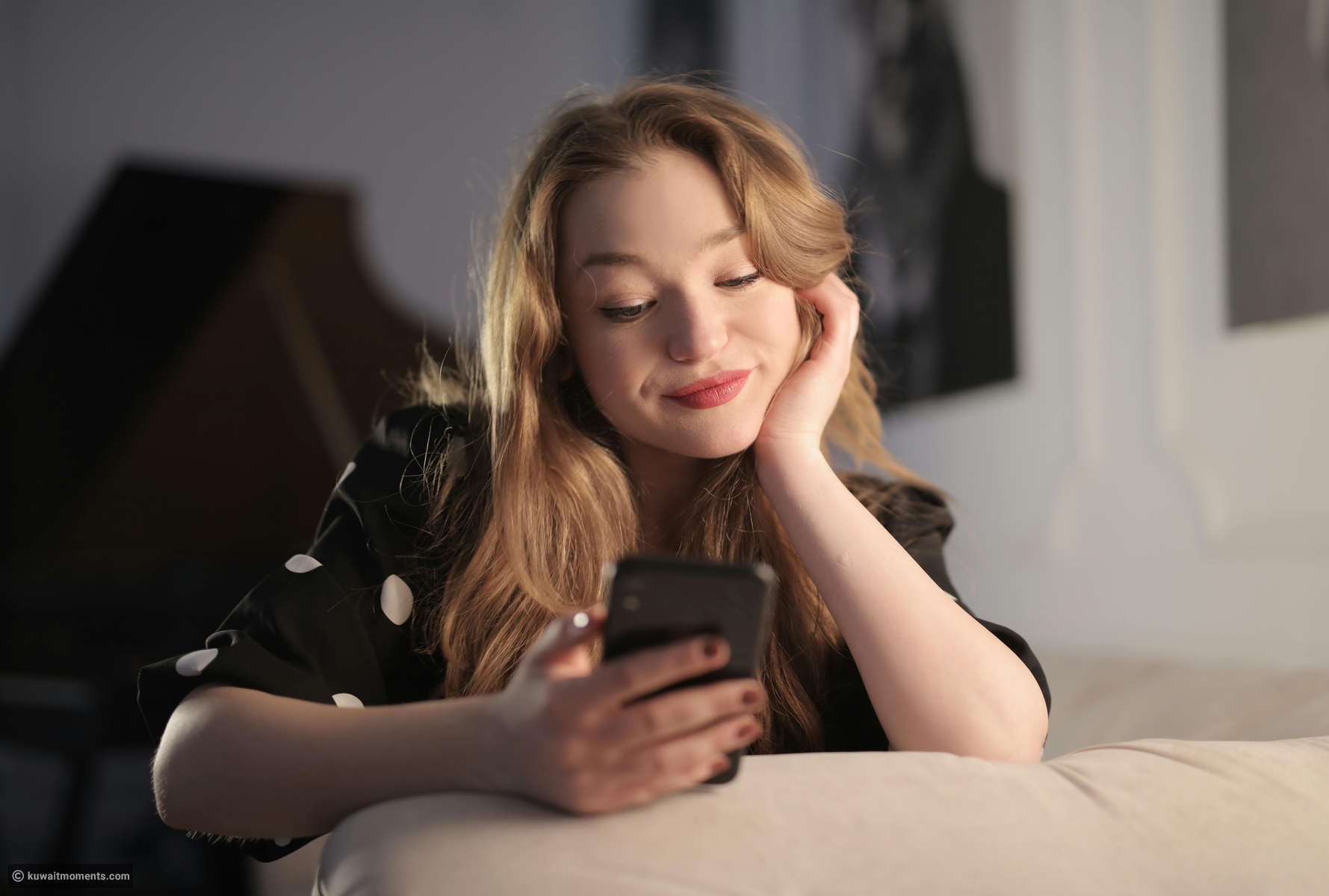 She might like you more than you think and here are the signs men often ...