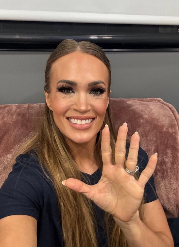 Carrie Underwood accused of being 'MAGA-fied' as $20,000 makeover gets ...