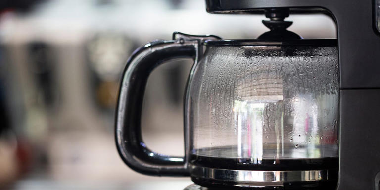 Cleaning Pros Say This Is the Best Way to Clean a Coffee Maker