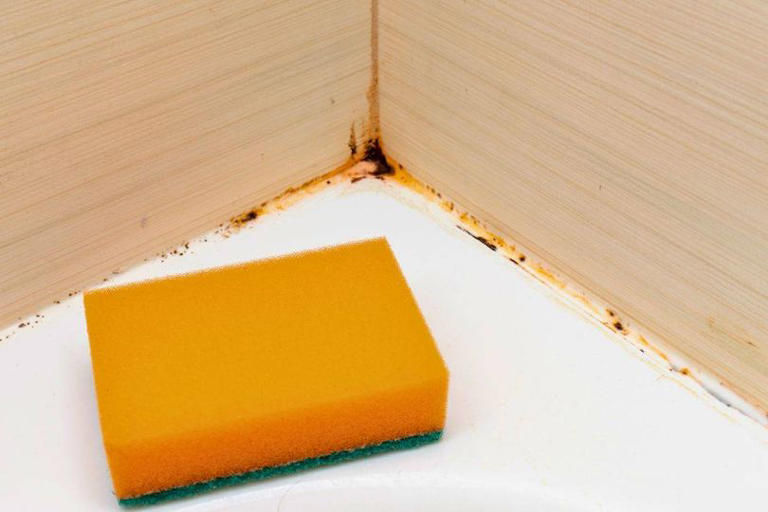 Black spotty shower grout will turn white in 10 minutes if cleaned with ...