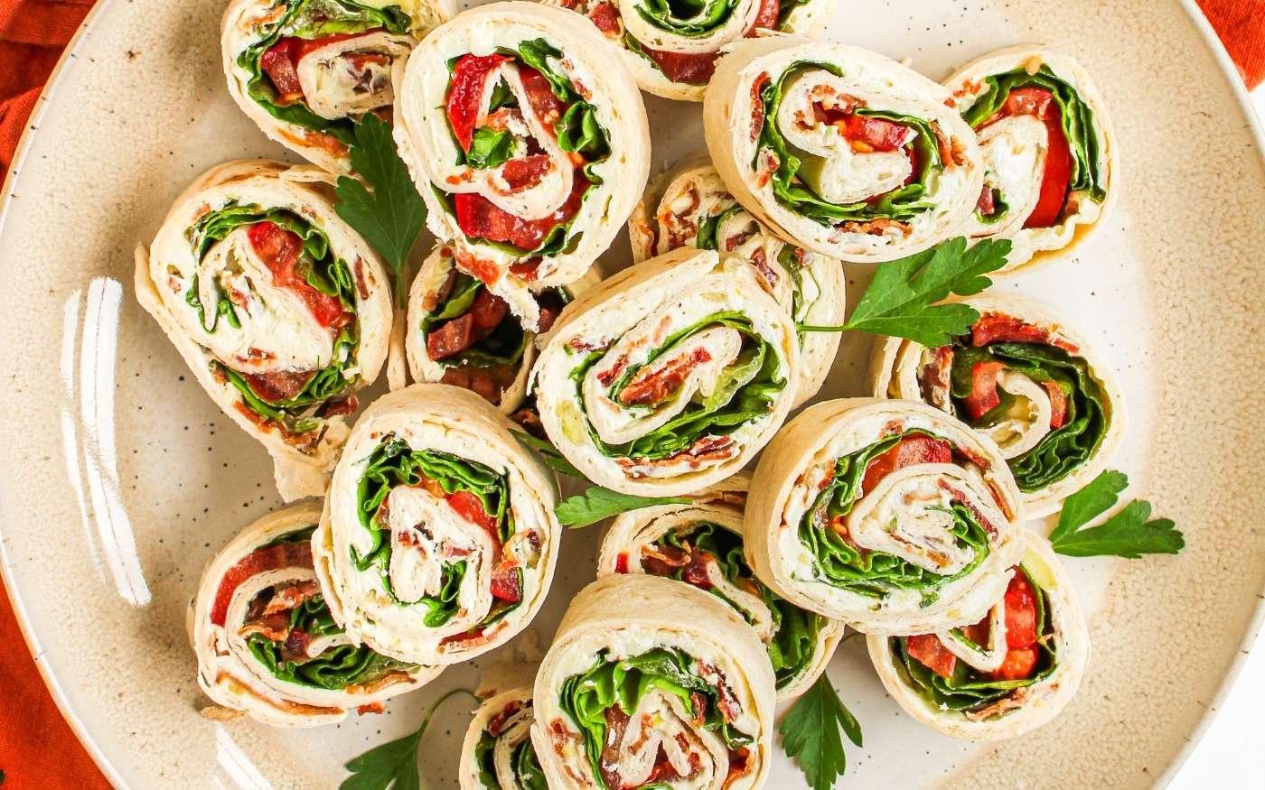 The best picnic food ideas that pack easy, travel well & taste amazing