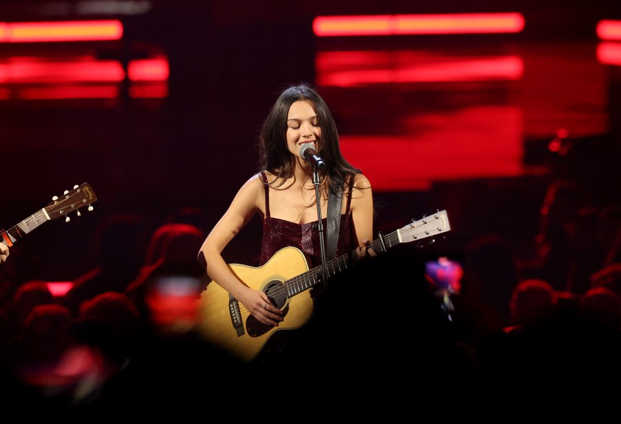 Olivia Rodrigo announces Ohio dates for ‘Unraveled Tour’