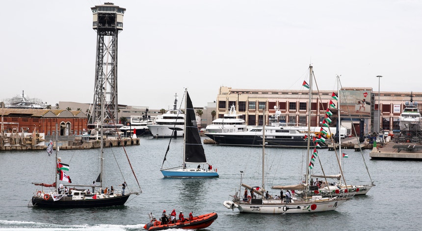 Flotilha de Gaza. Israel anuncia que ativistas detidos serão levados ...