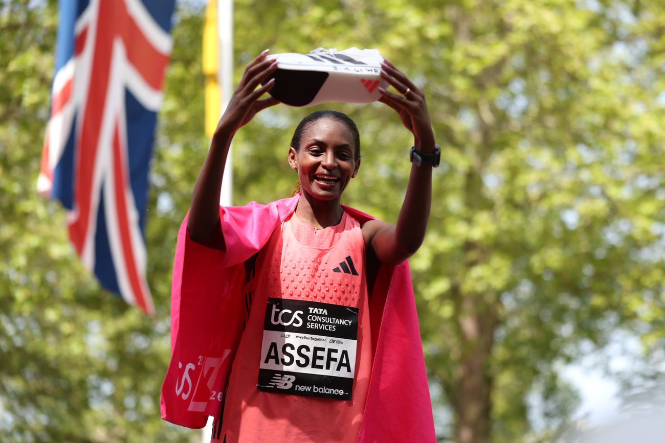 Two athletes smashed a marathon milestone, running 26.2 miles in under ...