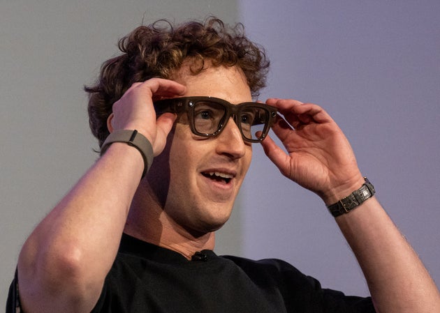 Nobody wants to buy Mark Zuckerberg’s creepy camera glasses
