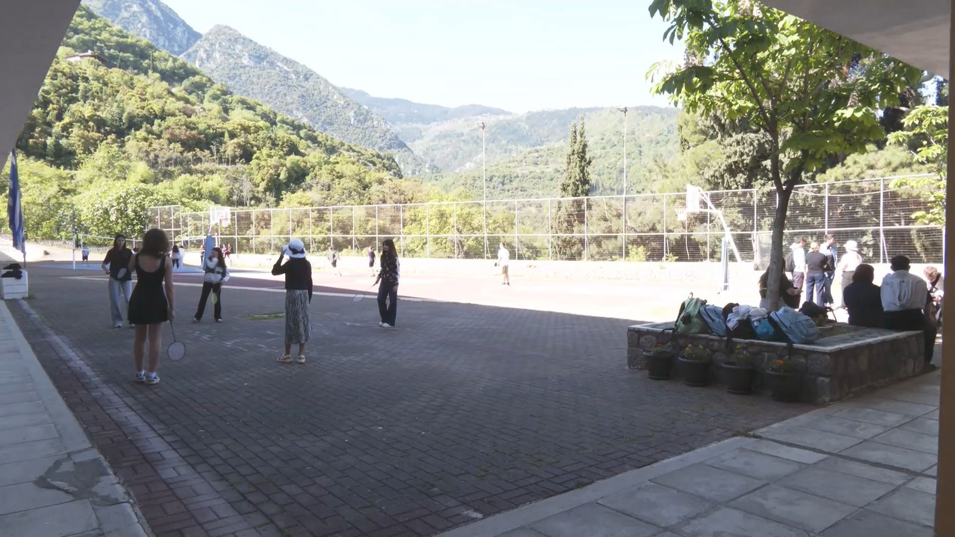 Μαθητές από την Σκιάθο και την Ρουμανία στο γυμνασίο της Υπάτης