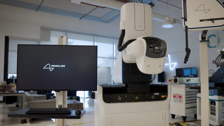 Neuralink builds surgical robot to speed up brain implant procedures ...