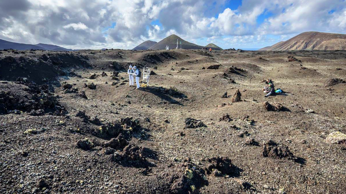 15 places on Earth that NASA uses to train astronauts because they look ...