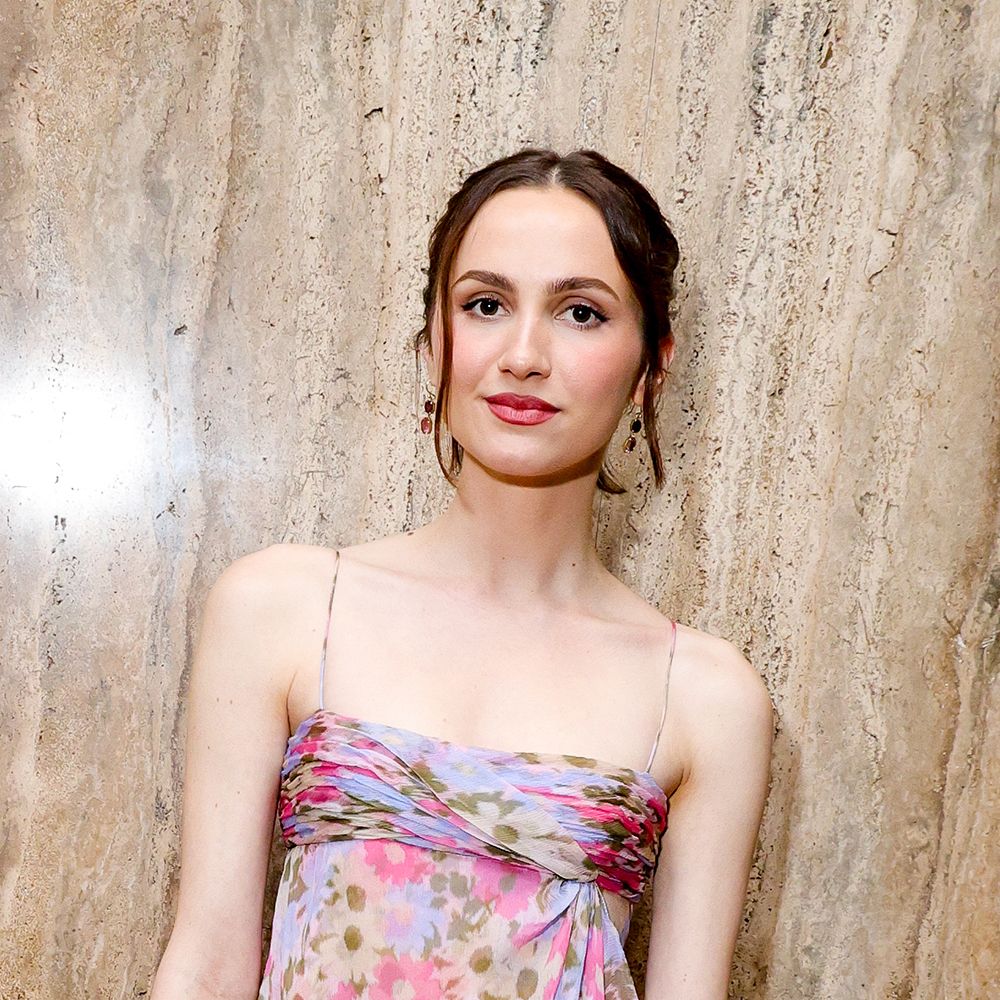 This dress-and-heel-trend combination will simply never look dated