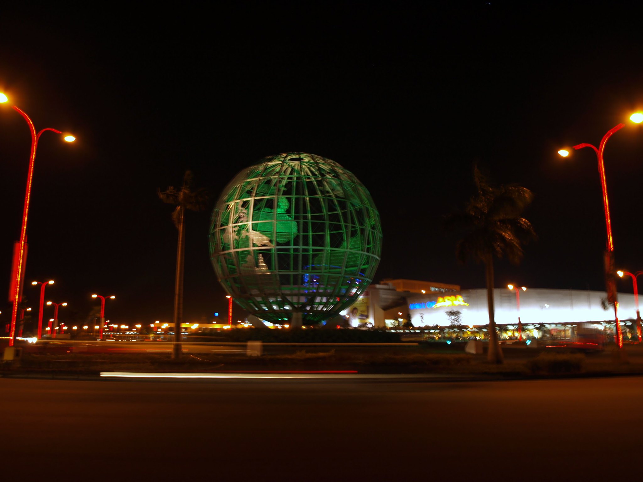 Photos of Asia’s Biggest Mall Per Country