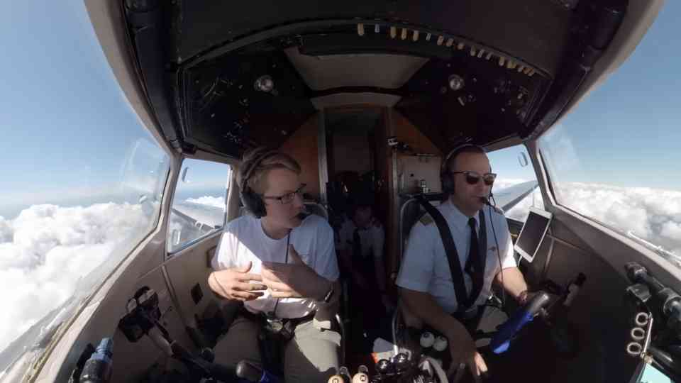 Watch how a 75 year old aircraft crossed the Atlantic - "Same route as ...