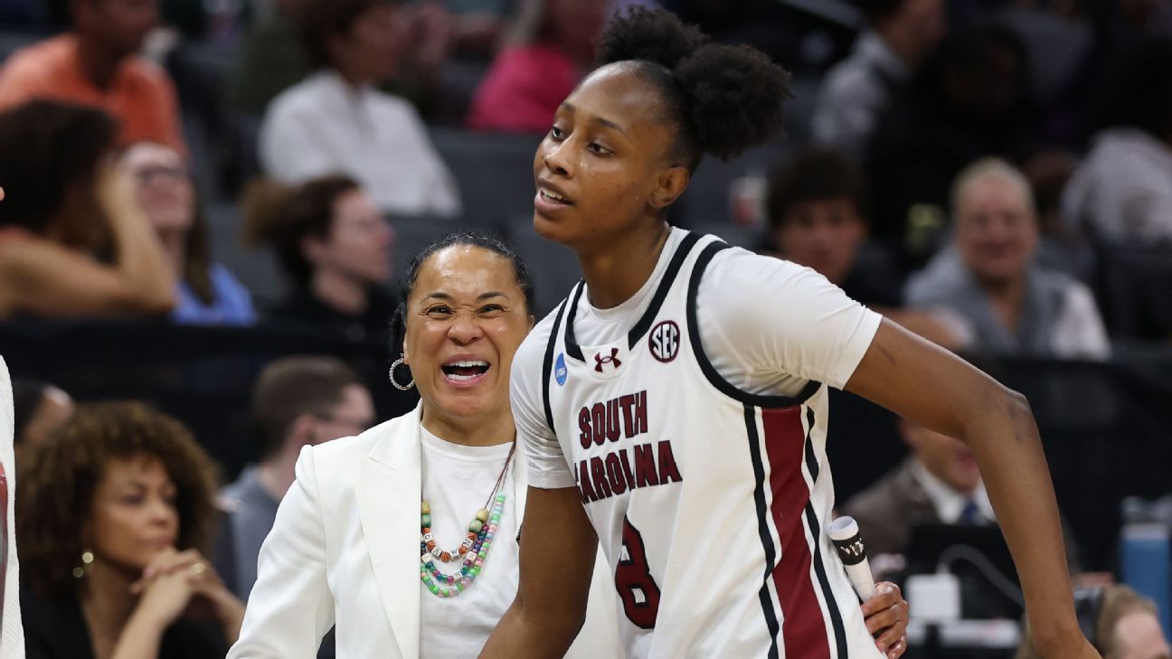 Women's way-too-early top 25: New No. 1, more risers after transfer ...
