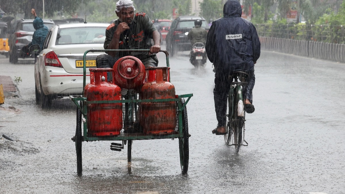 Rain, thunder and dust storms: Which states get hit hardest on May Day?