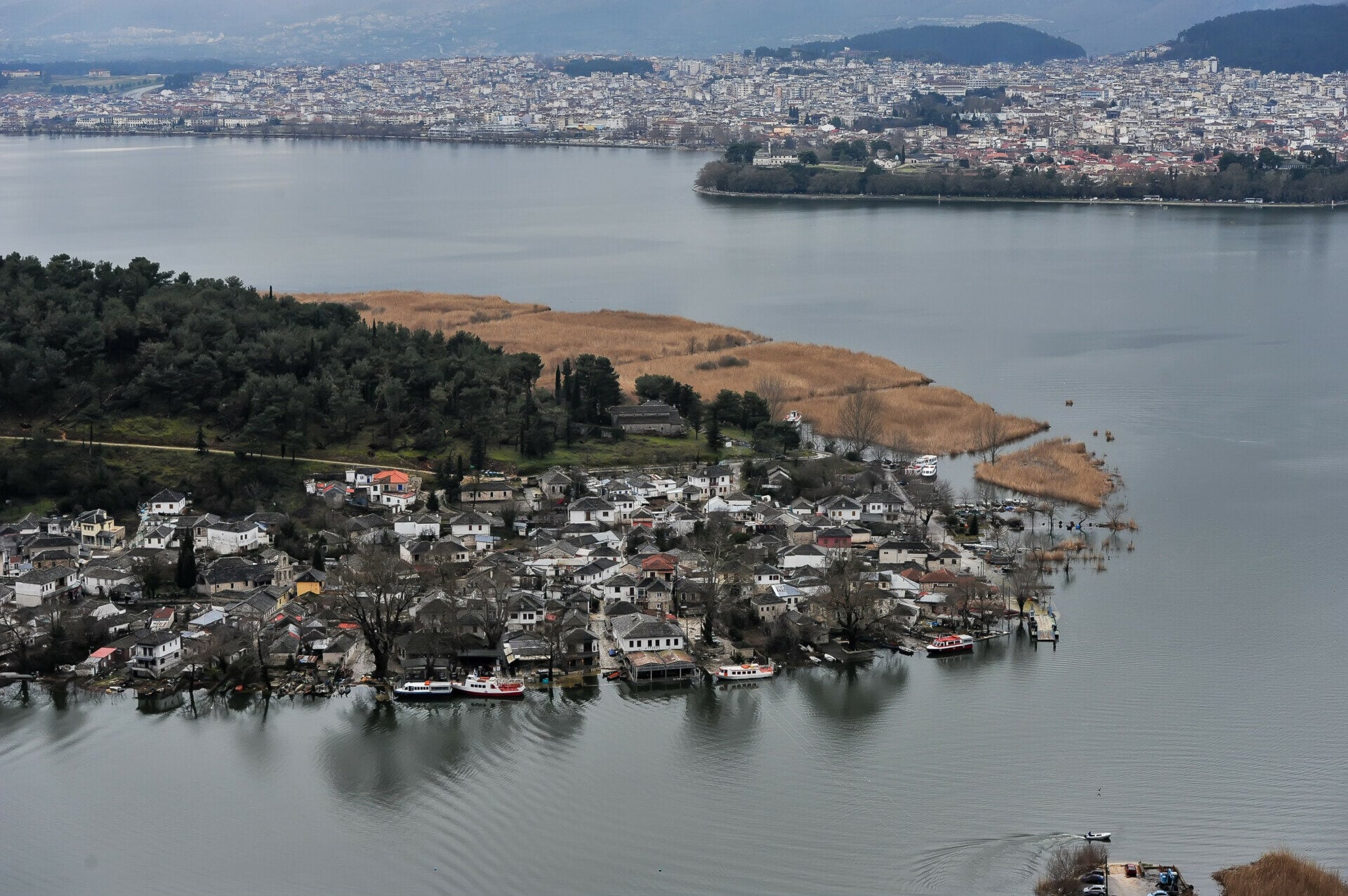 ΥΠΕΝ: «Ασπίδα» περιβαλλοντικής προστασίας και σε Ιωάννινα, Πρέβεζα ...
