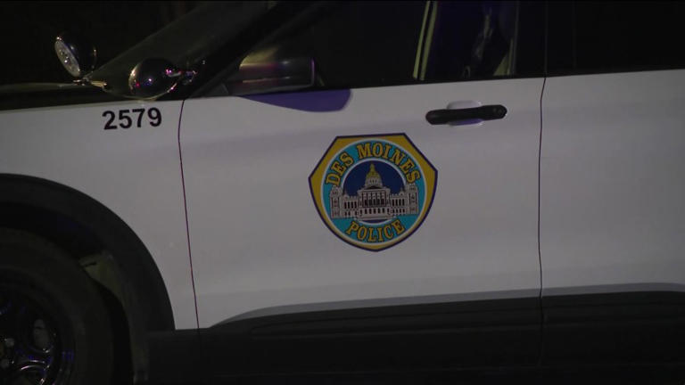 Man dies after tree falls on him during Des Moines storms