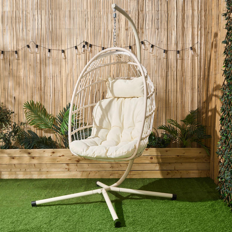 Look no further, we've just found the comfiest, high-quality egg chair ...