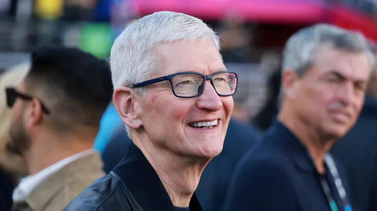 Why Mark Zuckerberg and Tim Cook are reportedly considering bids to buy ...