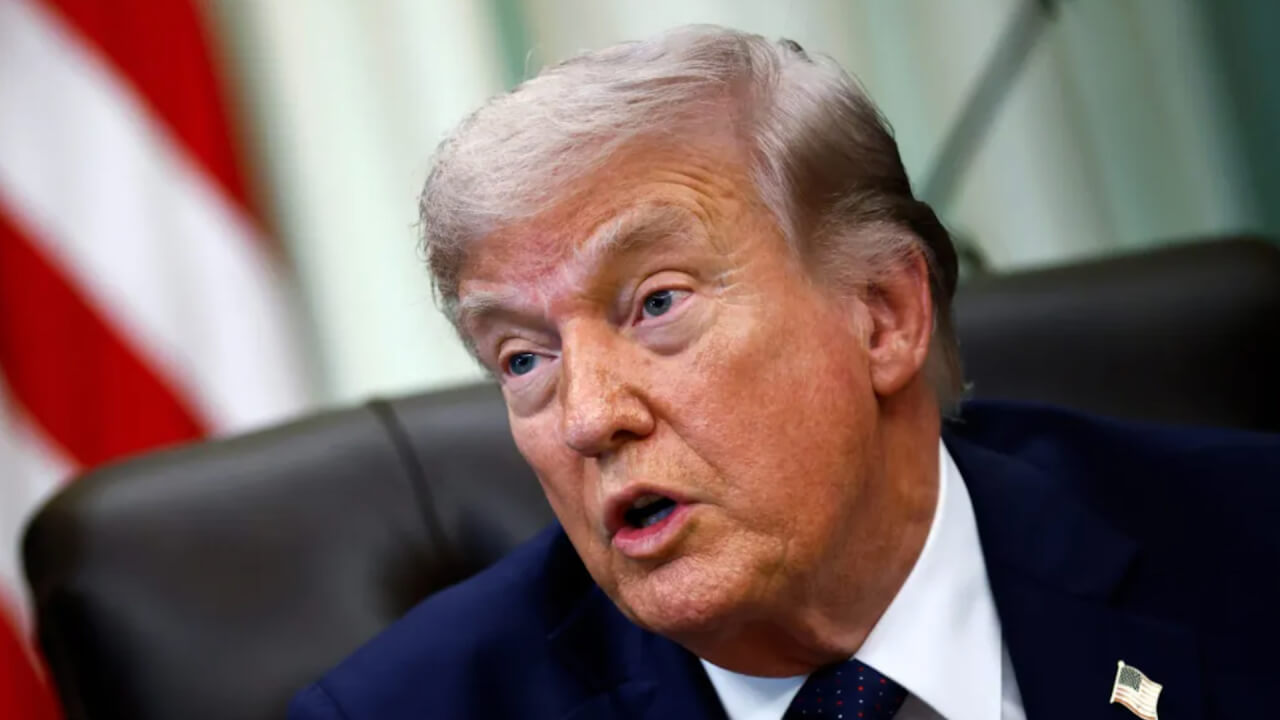 Only 1 Trump gold card Visa has been sold so far