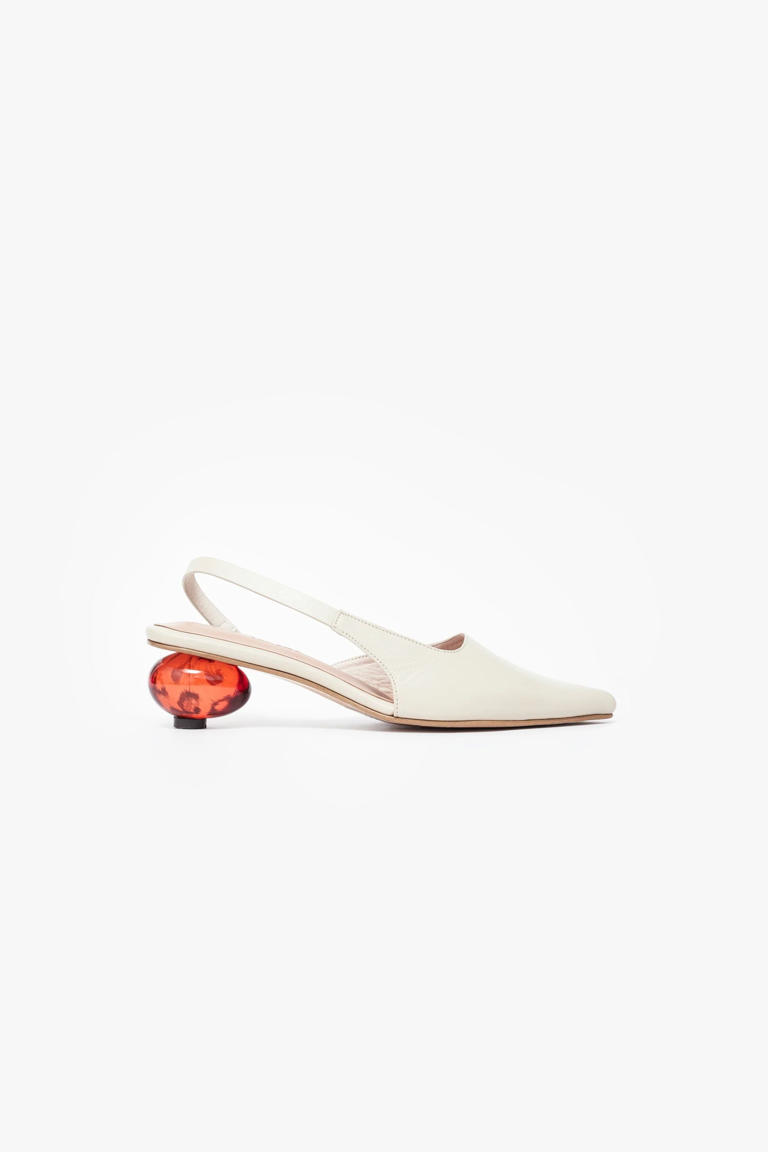 Los zapatos de tacón colombianos elegantes para llevar con jeans ...