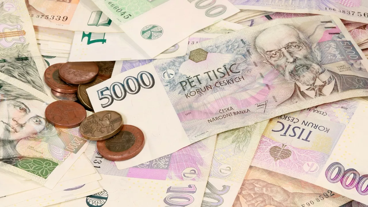 Podvodníci slibují až 23 000 korun denně: Dejte si pozor, ať nenaletíte