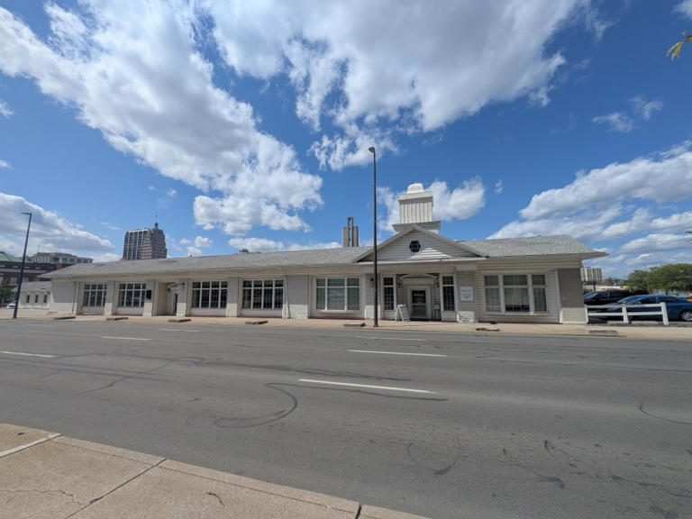 New alliance opposes proposed homeless resource center location in ...