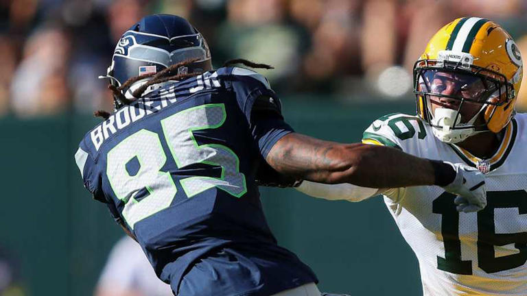 Seahawks’ Tyrone Broden makes position change to cornerback