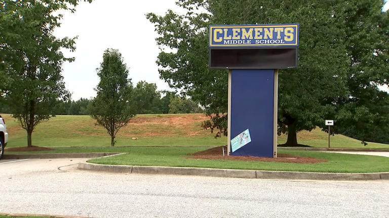 Beloved Newton County teacher, coach dies