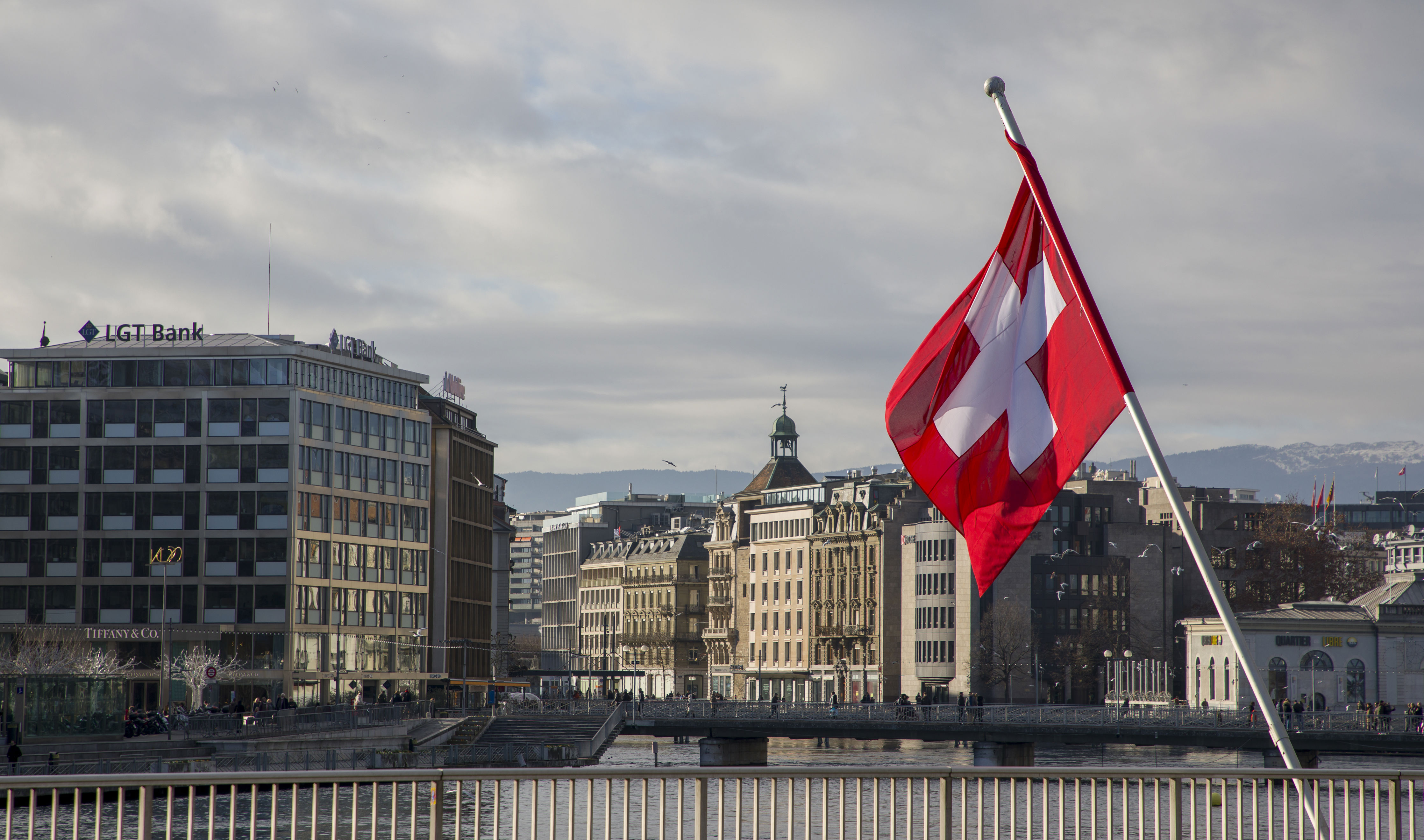 Suiza endurecerá las restricciones a la compra de viviendas por parte ...