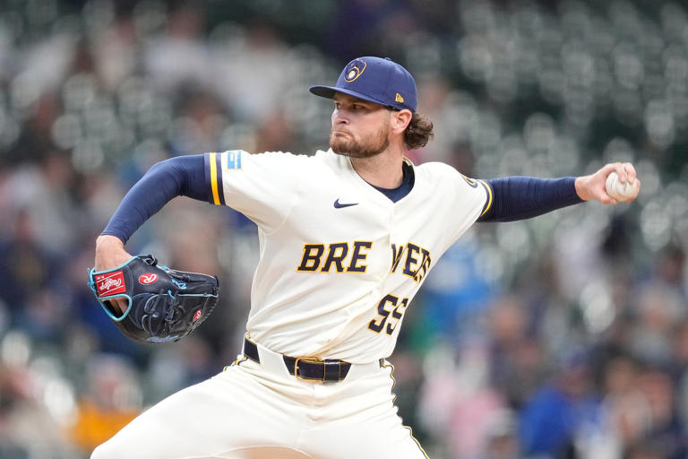 Contreras' big game helps Brewers overcome loss of Woodruff in 13-1 ...