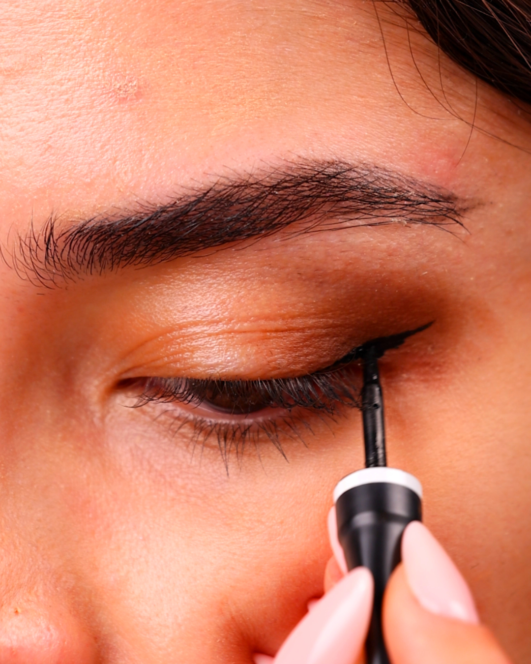 Sådan får du perfekt eyeliner hver gang