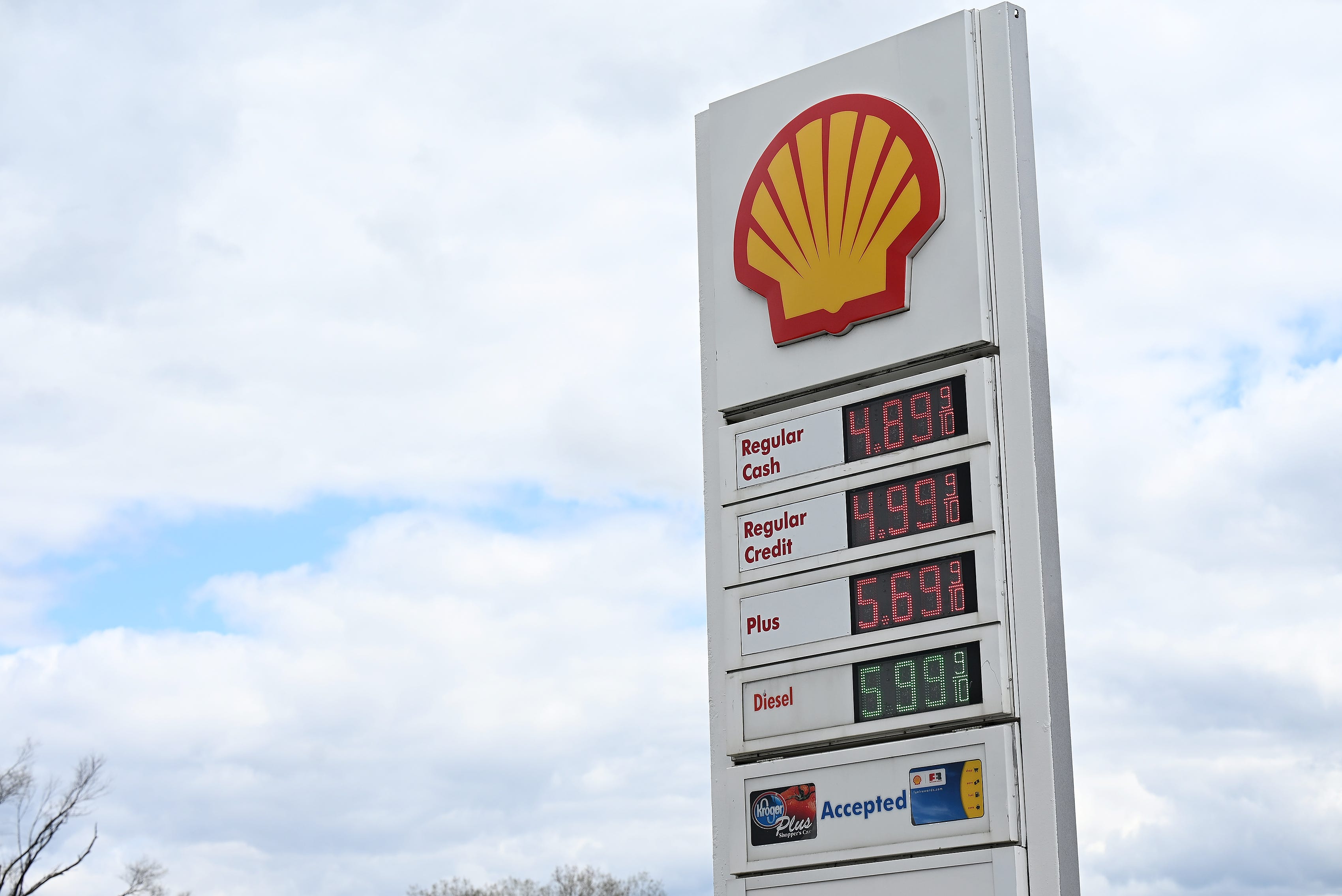 Diesel fuel posts record high in Michigan on Sunday