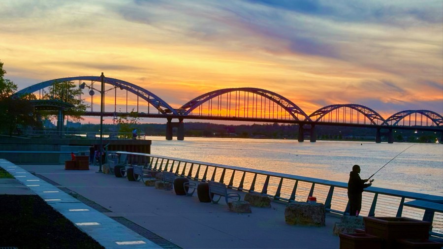 Calm weather in the forecast for the Quad Cities