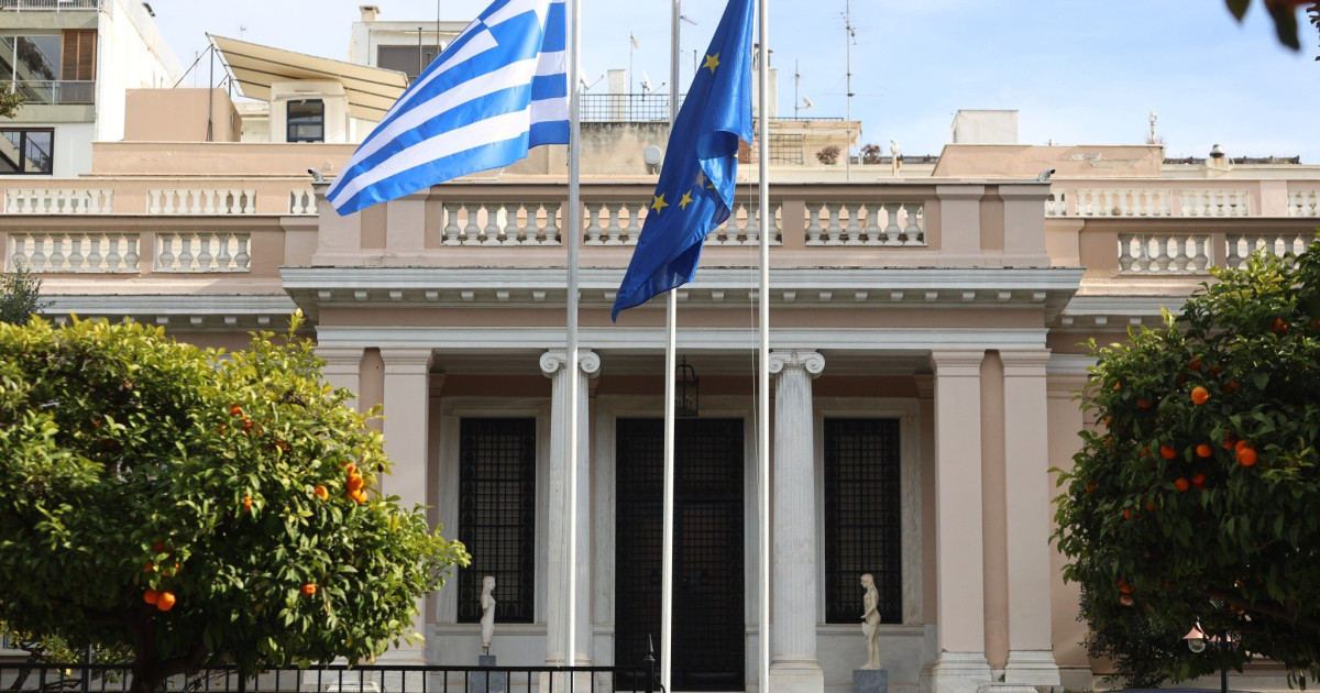 Κυβερνητικές πηγές κατά Ανδρουλάκη: «Πολιτικός κατήφορος - Κατώτερος ...