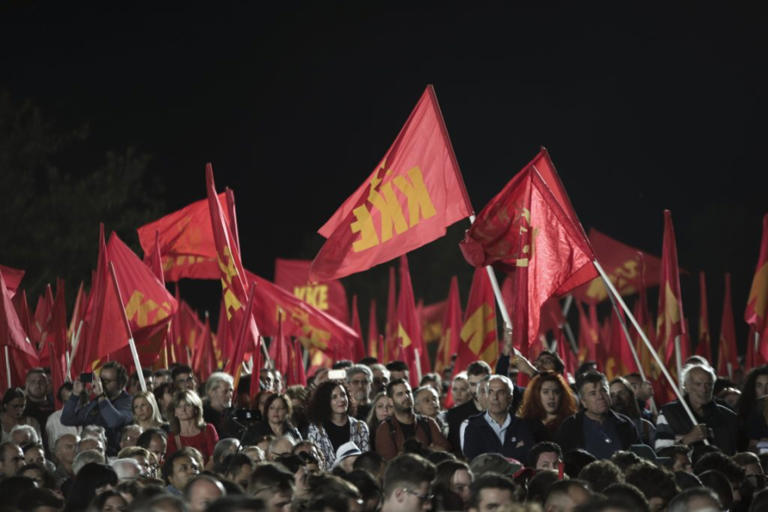 ΚΝΕ: Η πρωτοφανής επιχείρηση απαγόρευσης εκδήλωσης της ΠΚΣ στη Νομική ...