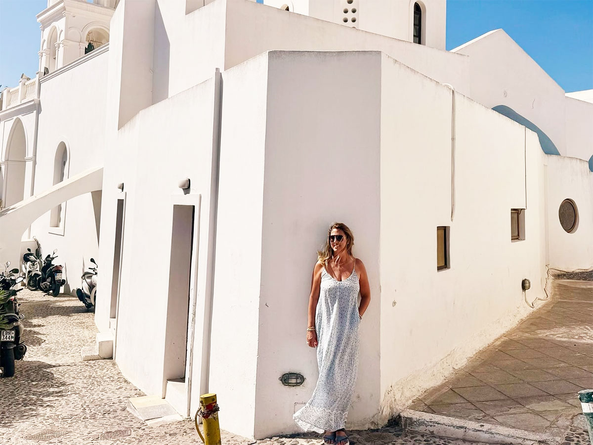 Traveling to Greece? Here's how to escape the crowds in Santorini