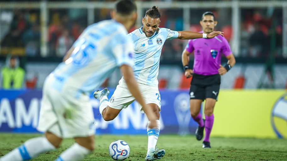 A provável escalação do Grêmio contra o Athletico-PR pelo Brasileirão