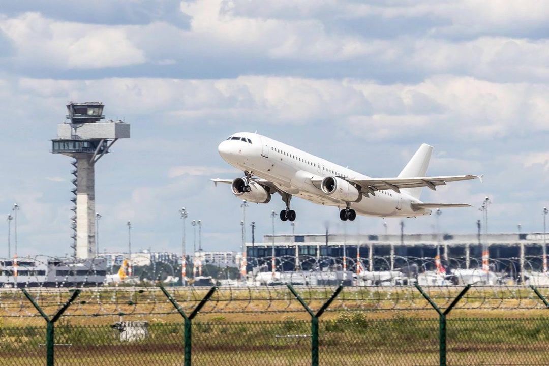 Lufthansa shuts down Cityline after fuel spike