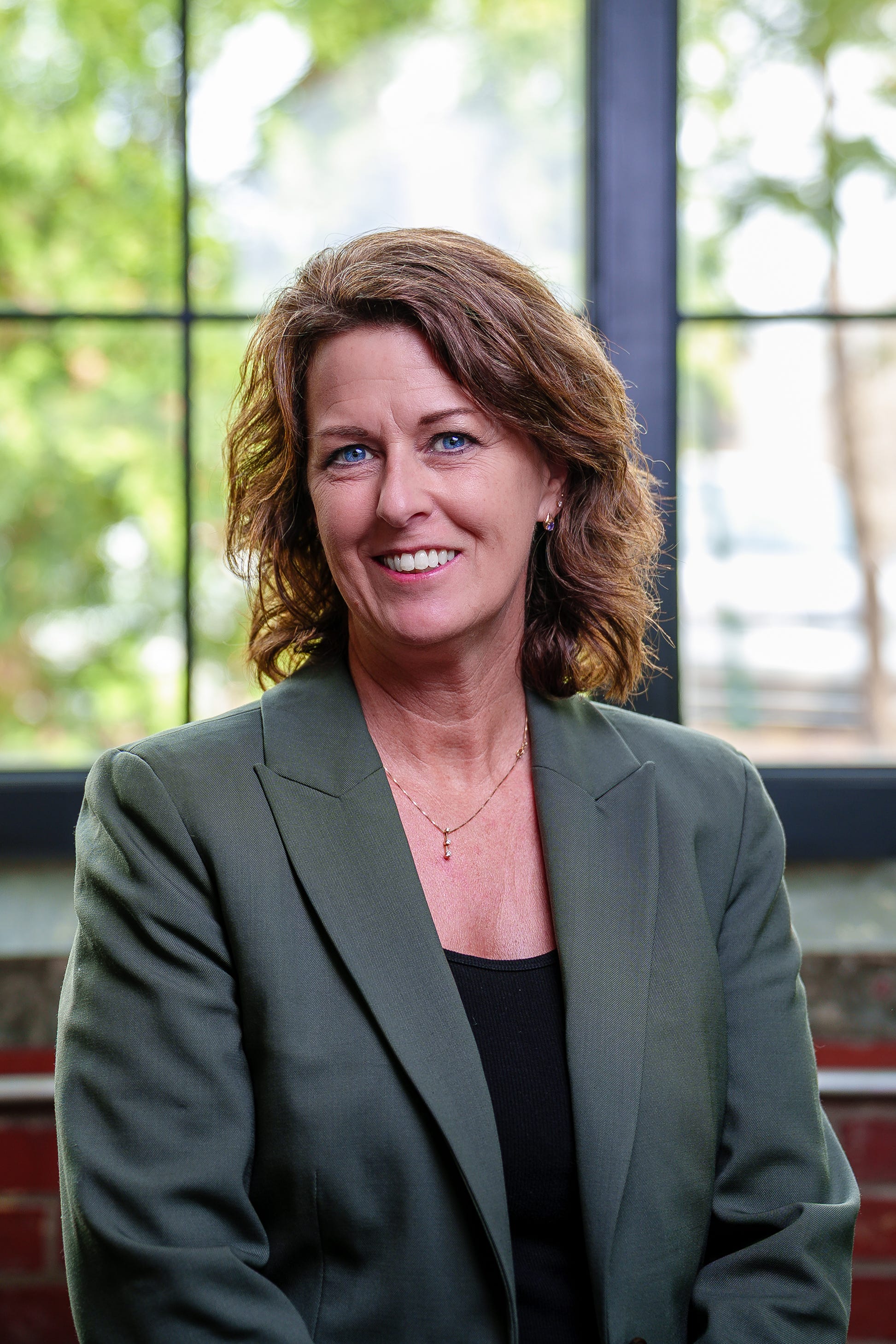 GOP challenger takes on incumbent for seat on county council