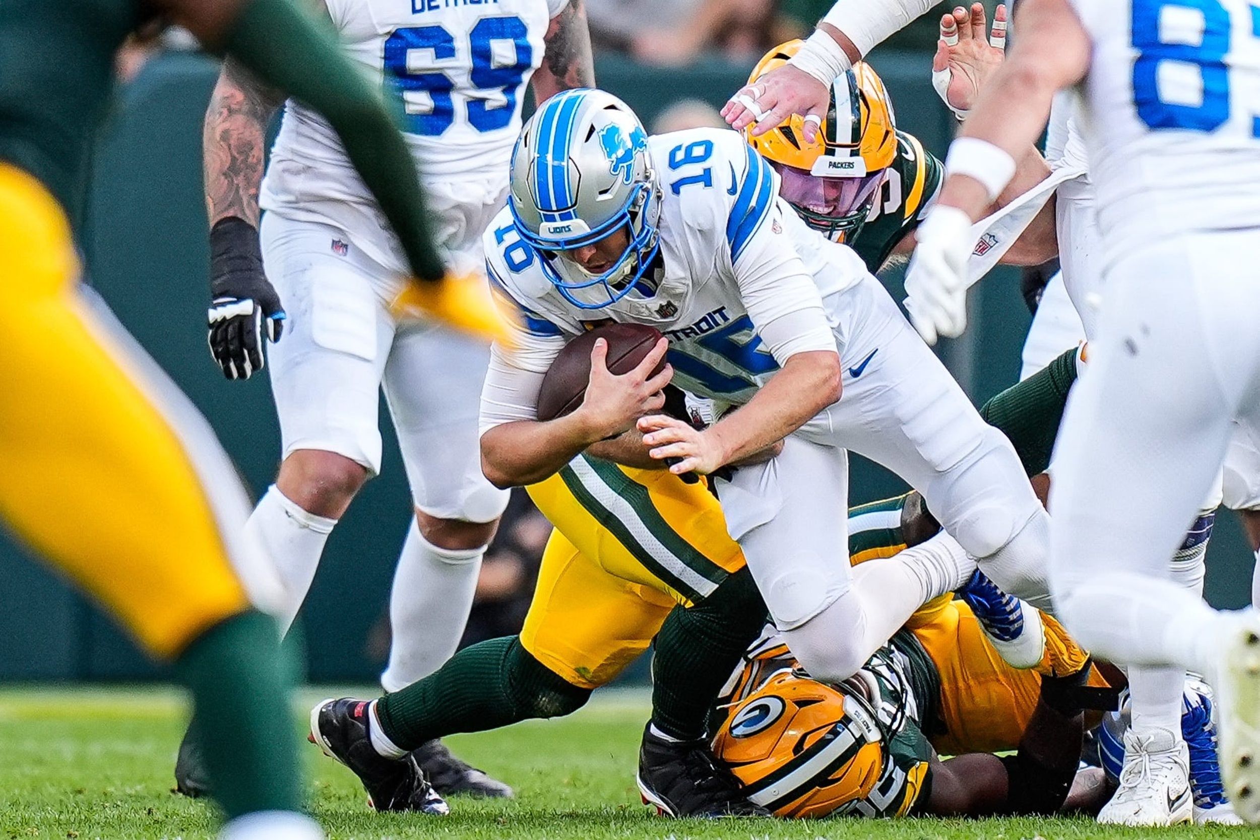 Packers to exercise Lukas Van Ness’ fifth-year option