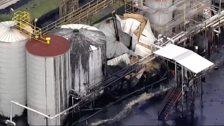 Texas worker buried alive in 210-degree tar after 50K-gallon tank ...