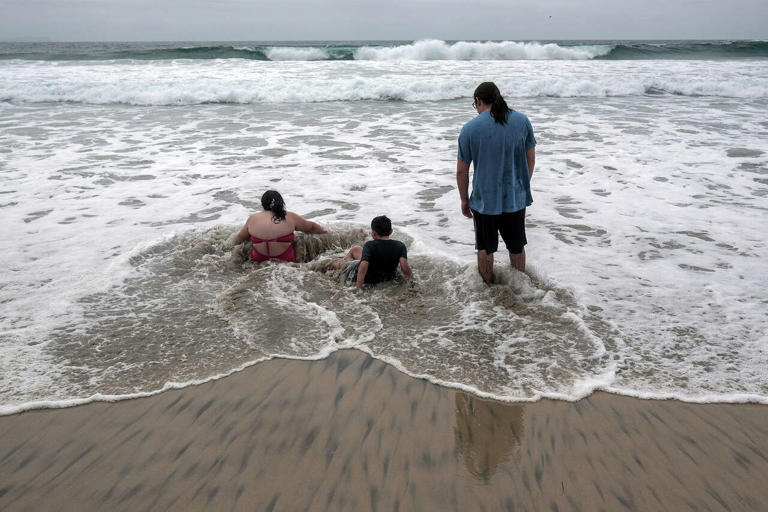 Newsom ignores calls for state of emergency amid Tijuana River crisis
