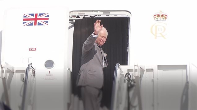 King waves farewell to US after successful state visit