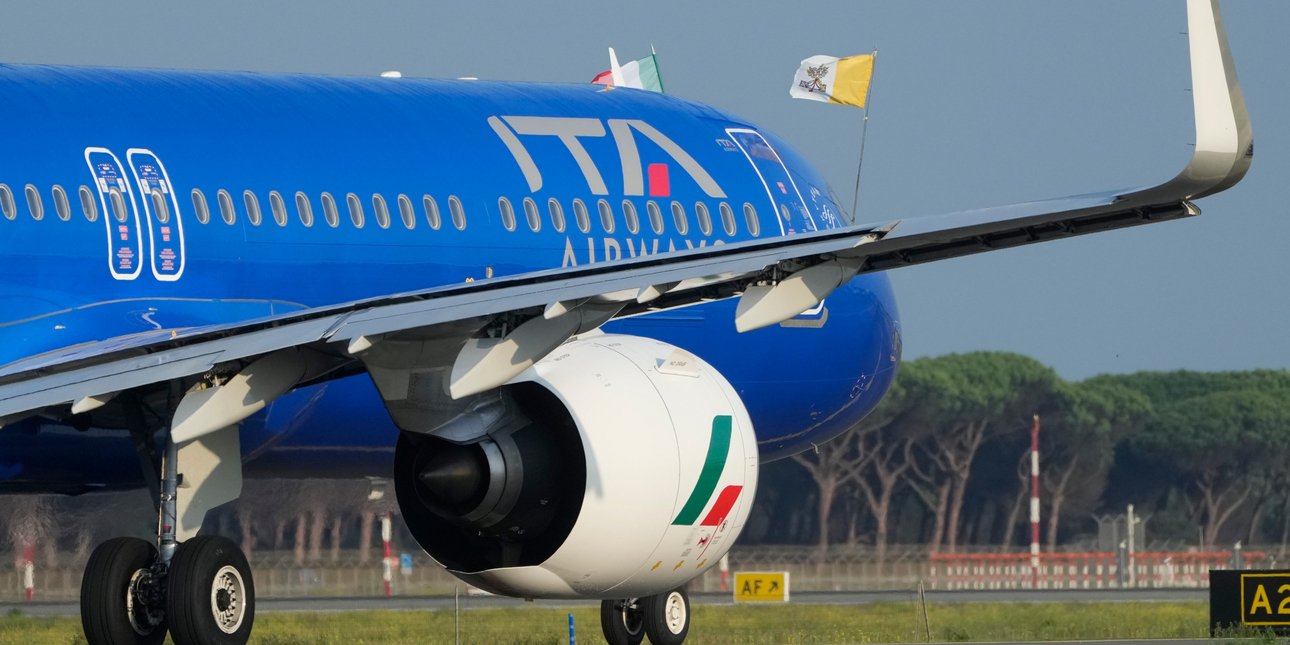 Ιταλία: Επιβάτιδα γέννησε σε πτήση της ITA Airways από το Ντακάρ της ...