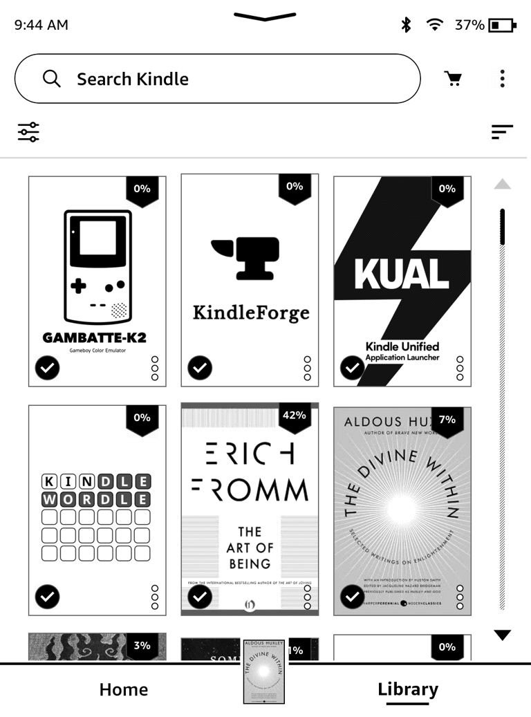 How I replaced my Kindle's boring lockscreen with custom wallpapers