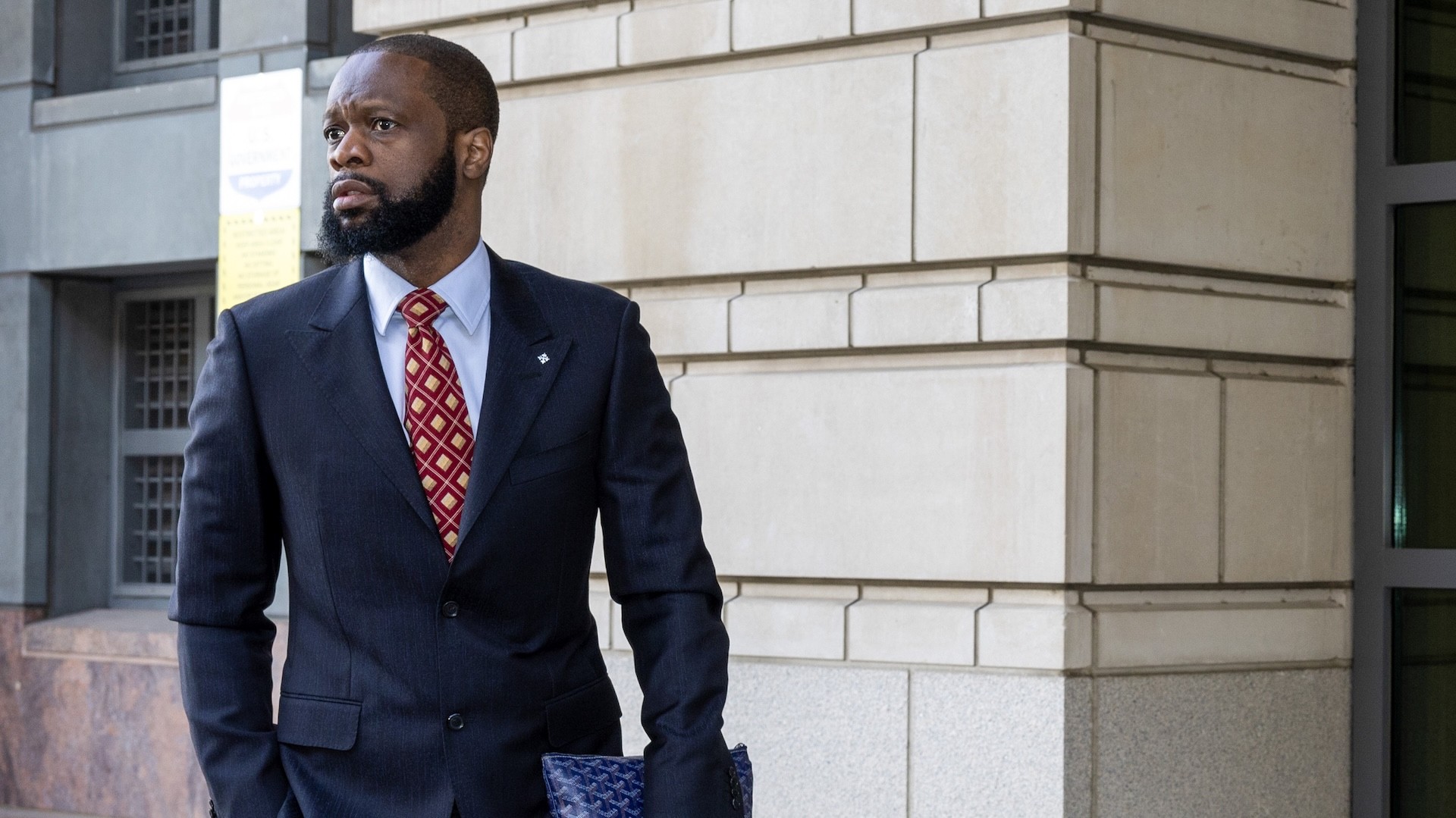 Fugees' Pras reports to prison to begin 14-year sentence for money ...